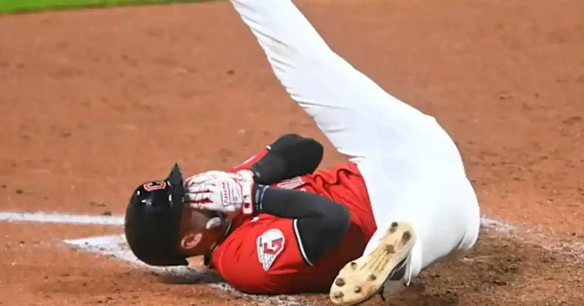 David Fry struck in face by 99 MPH pitch in AL Central match